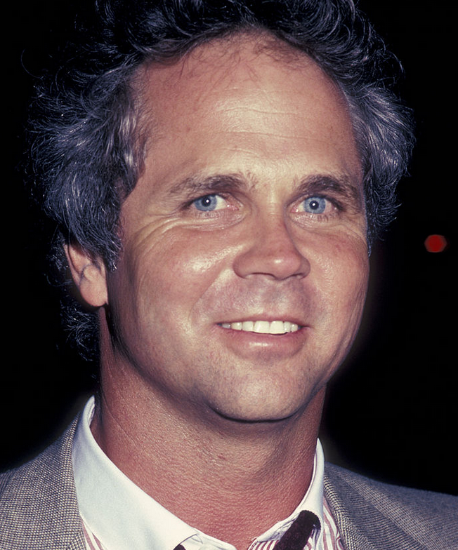Exploring the experiences of Tony Dow, the actor who portrayed Wally ...